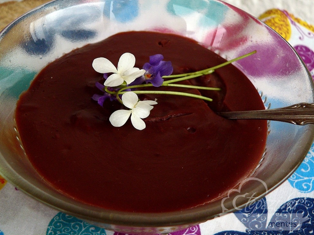 Ibolyás csoki puding – házi puding | Sütök – Főzök, a Tepsziből